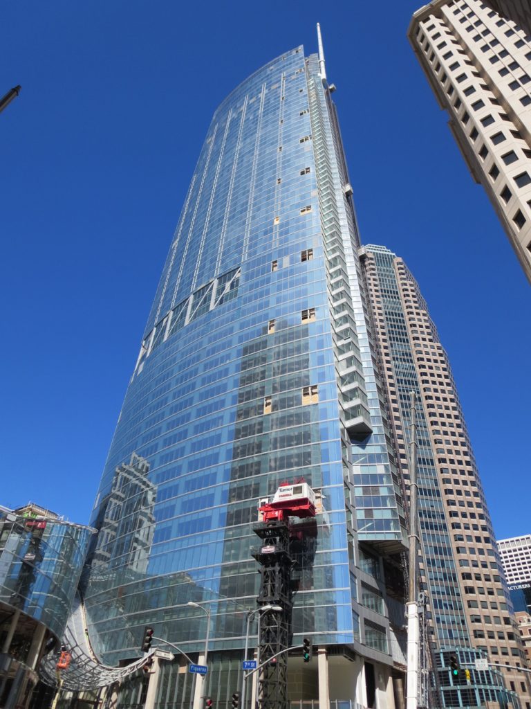 Wilshire Grand Tower - Viracon